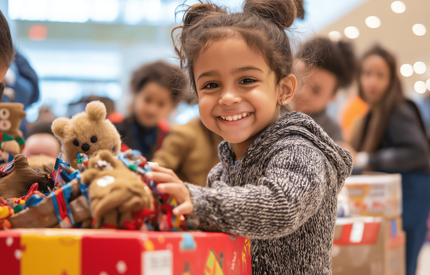 7 ways to support others through holiday volunteering